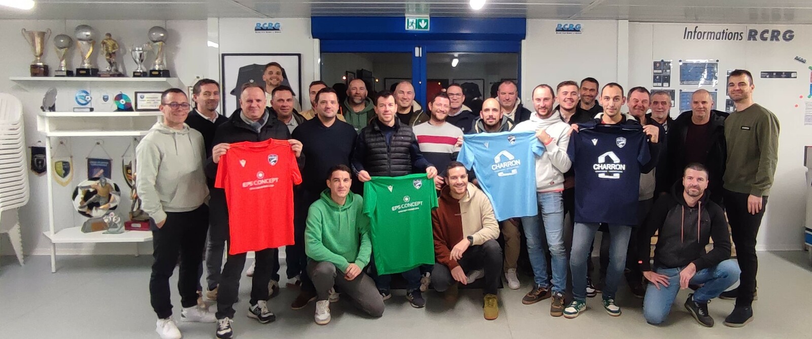 Vétérans : Merci à "Charron charpente" et "EPS concept" - Racing Club ...